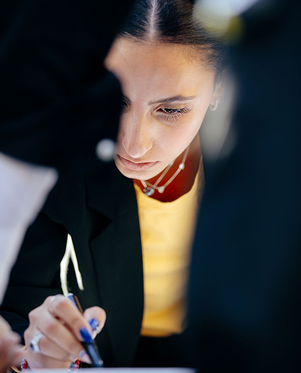 ARHIKIT - Piatraonline BE